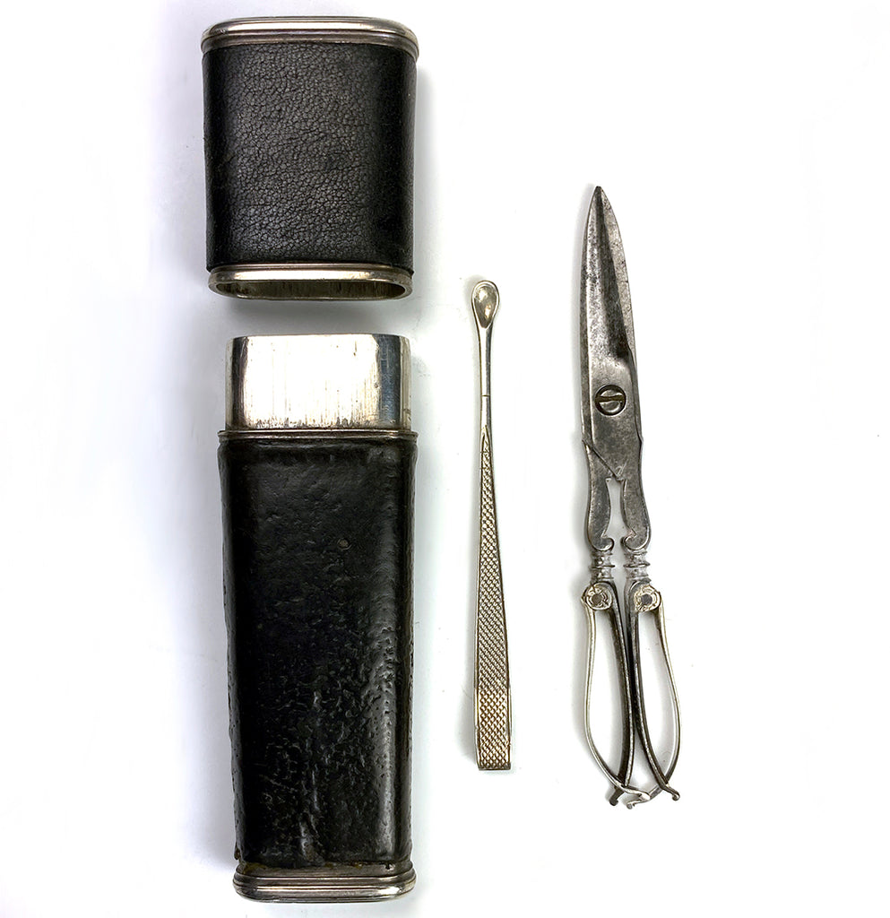 Antique French 18th Century Necessaire, Travel Vanity Etui, Scissors a ...